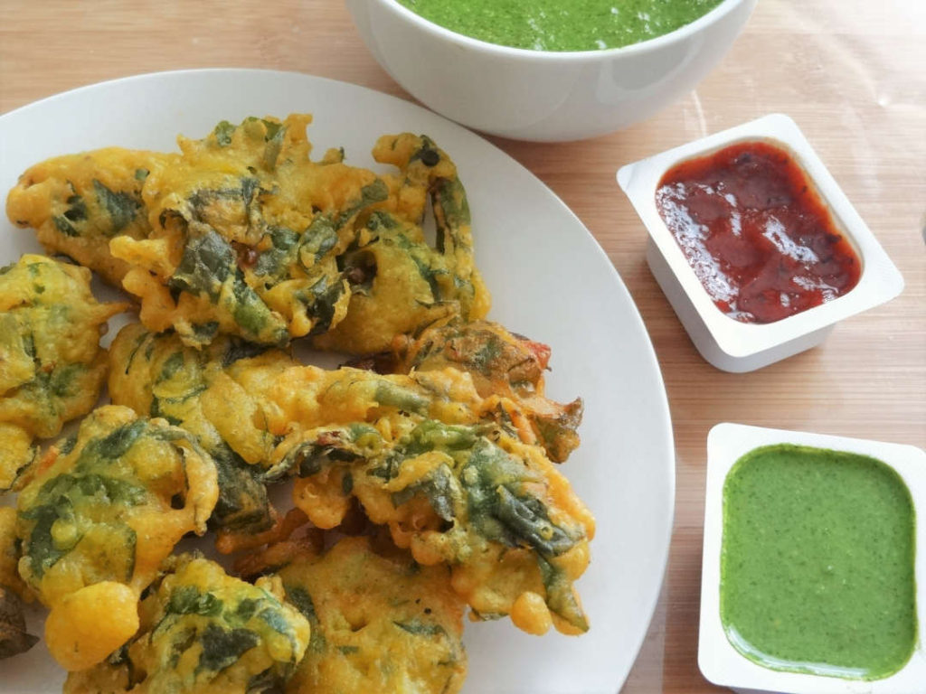Palak Pakoda Recipe | How to make Palak Pakora at home - Felicity Plus
